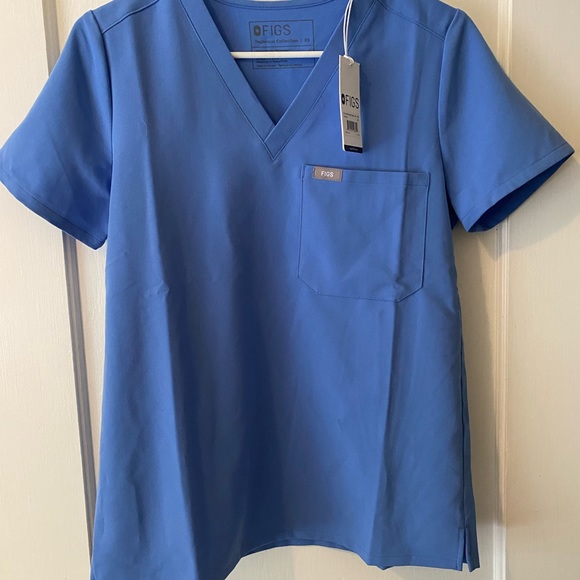Figs | Tops | Ceil Blue Catarina One Pocket Figs Scrub Top | Poshmark